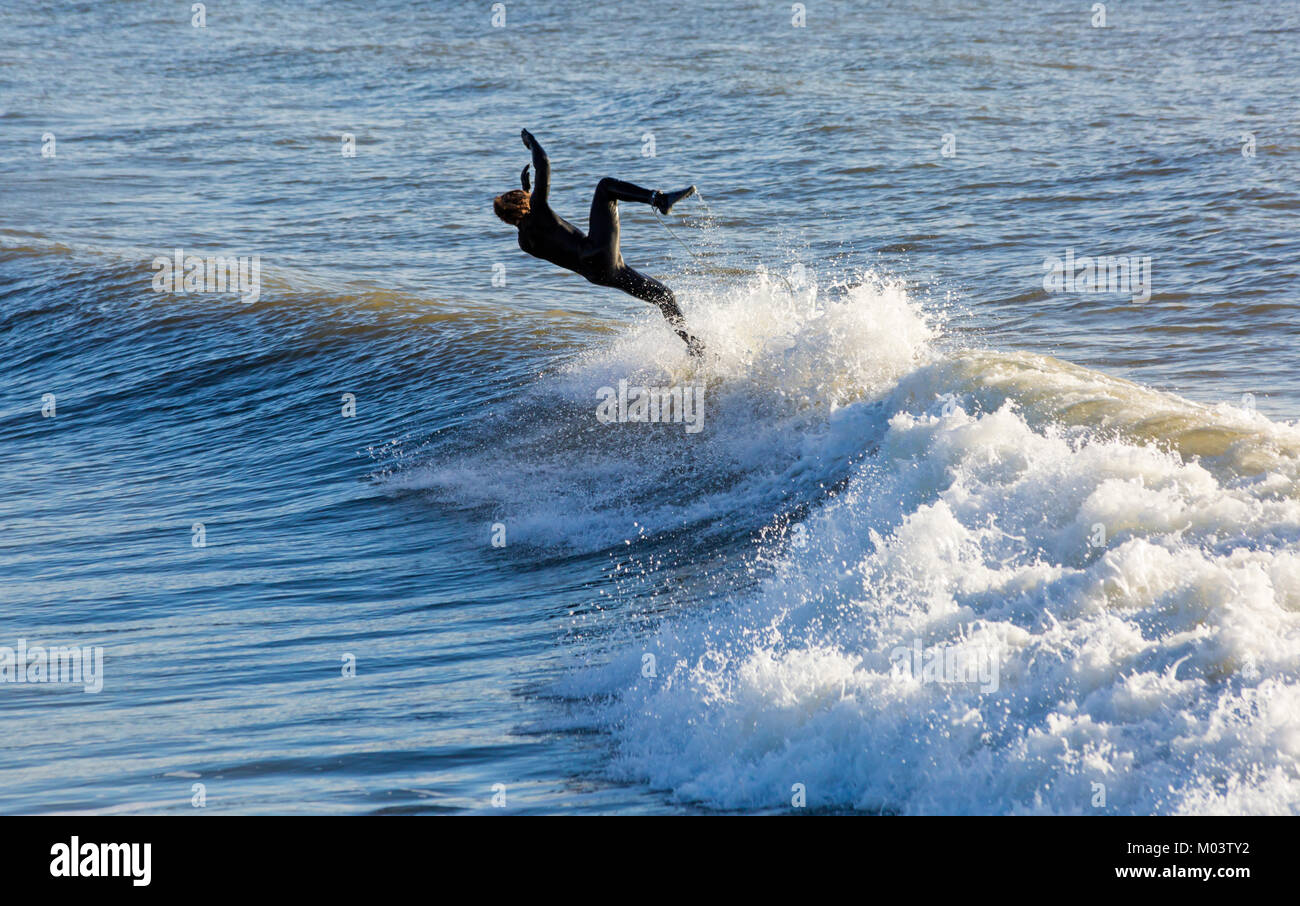 Losing a wave hi-res stock photography and images - Alamy