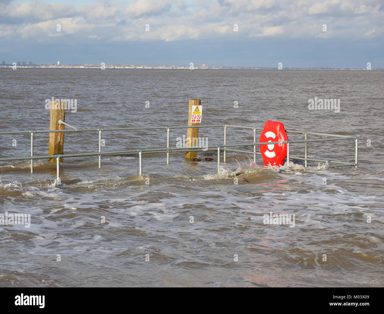 Sheerness, Kent, UK. 18th Jan, 2018. UK Weather: pictures from high ...