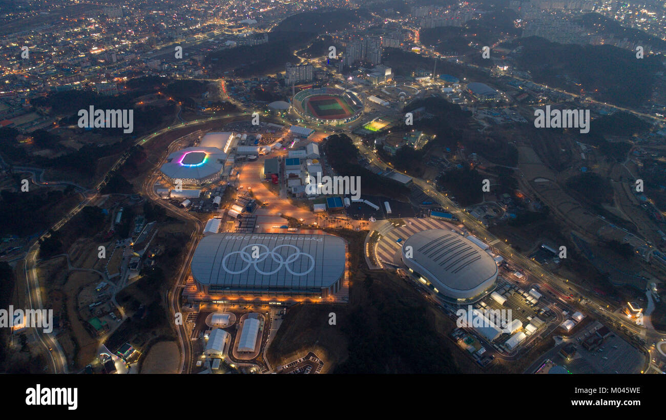 Pyeongchang 2018 winter olympic games hi-res stock photography and ...