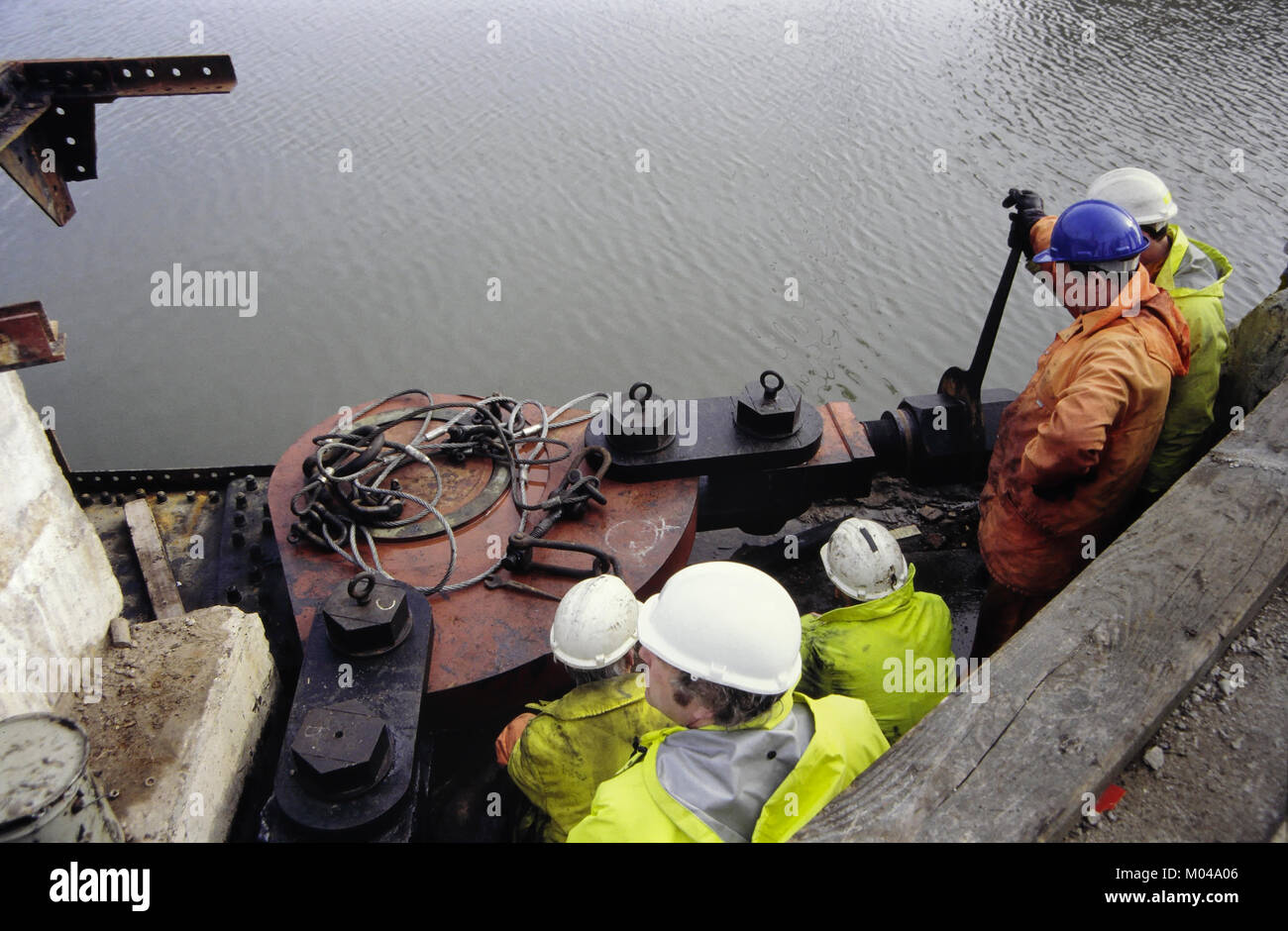 Alexandra docks hi-res stock photography and images - Alamy
