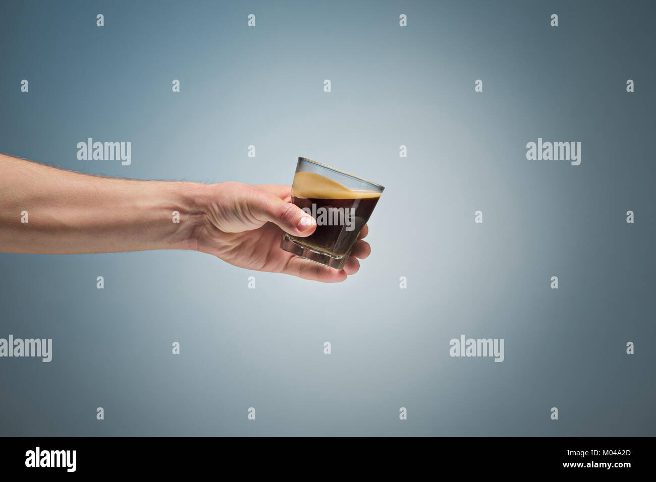 hand holding cup of coffee Stock Photo - Alamy