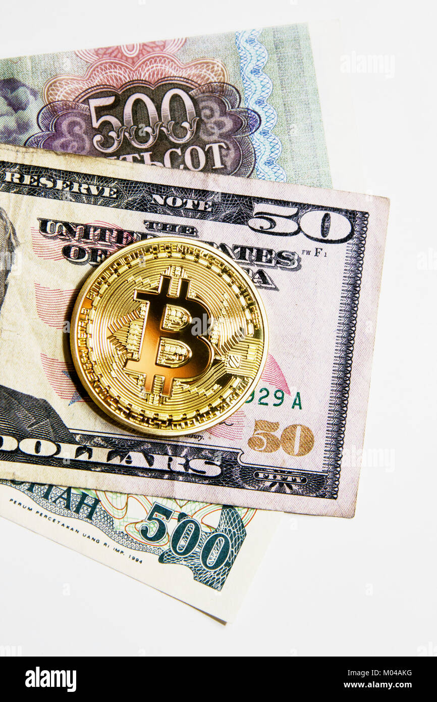 Distributed ledger hi-res stock photography and images - Alamy