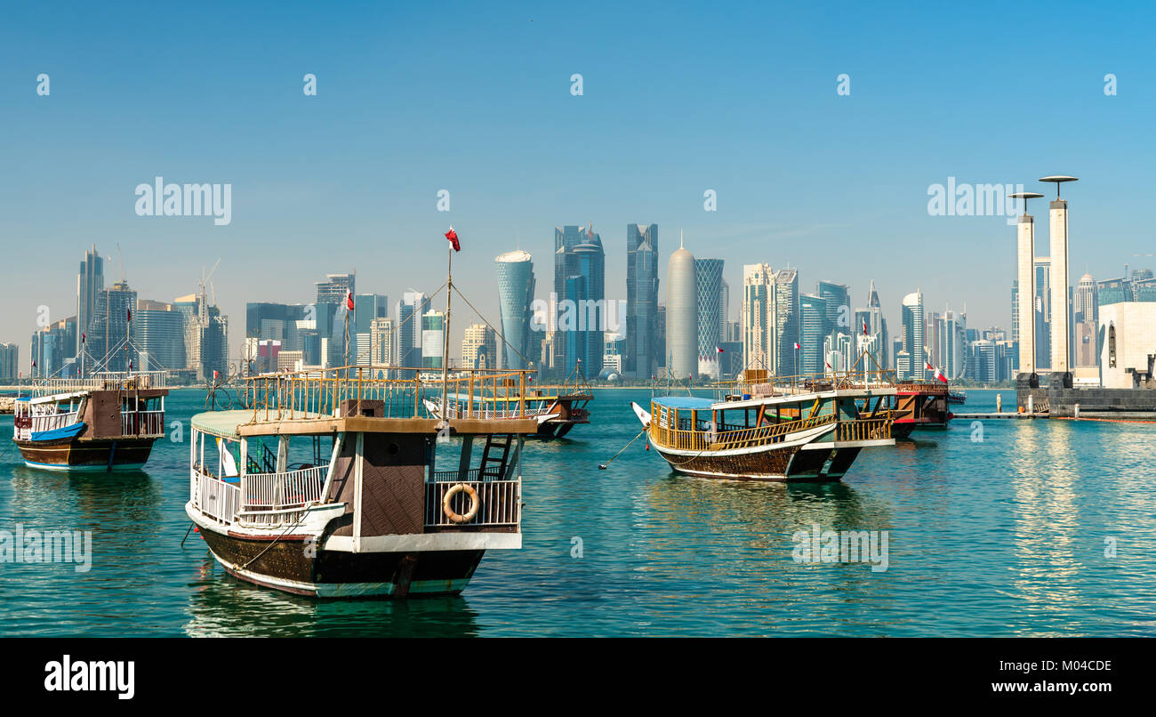 Dhow harbor hi-res stock photography and images - Alamy