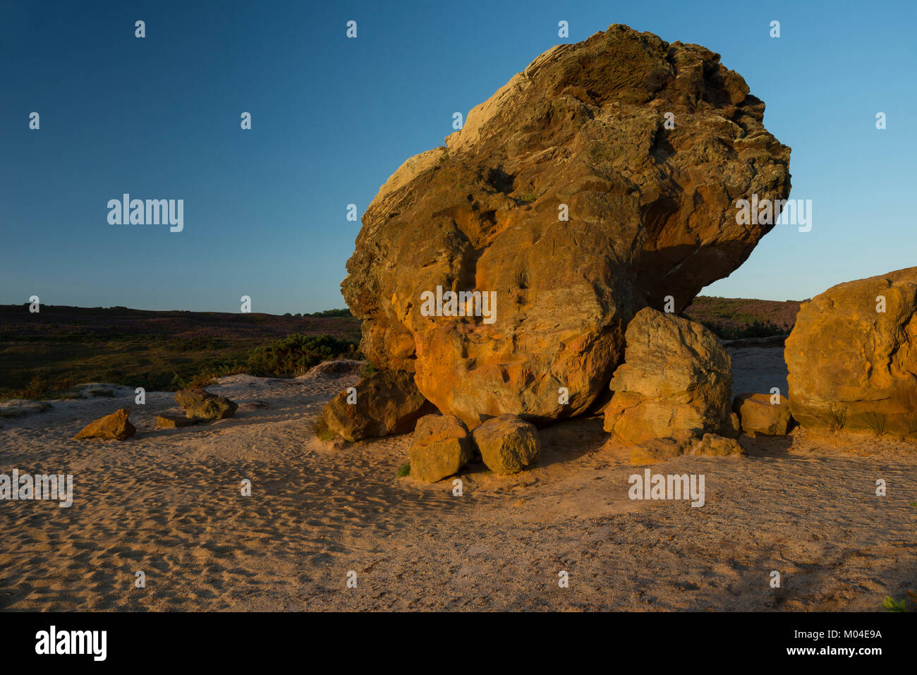Agglestone Rock Dorset Stock Photo - Alamy