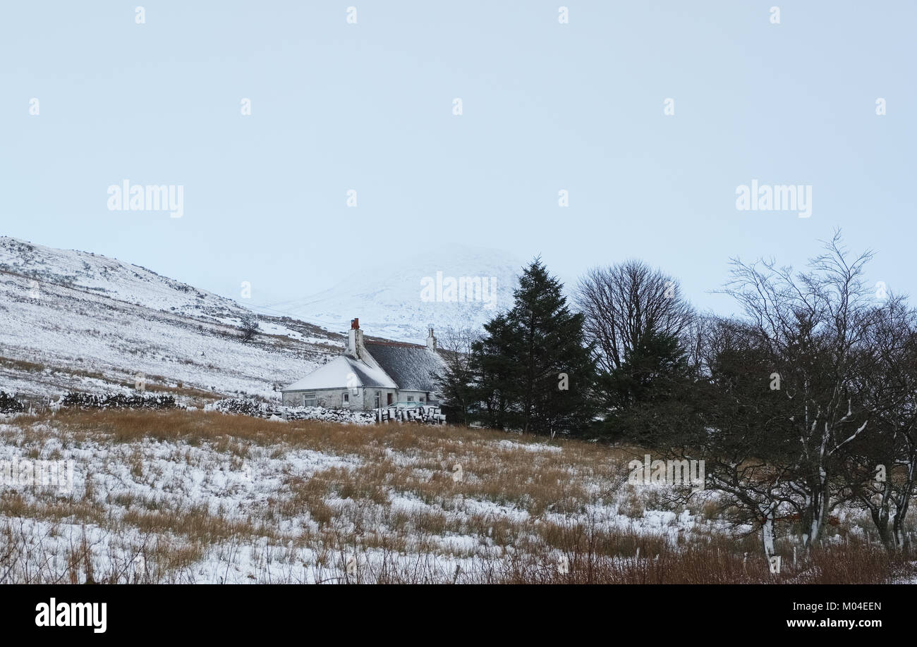 Croft house scotland cottage winter hi-res stock photography and images ...
