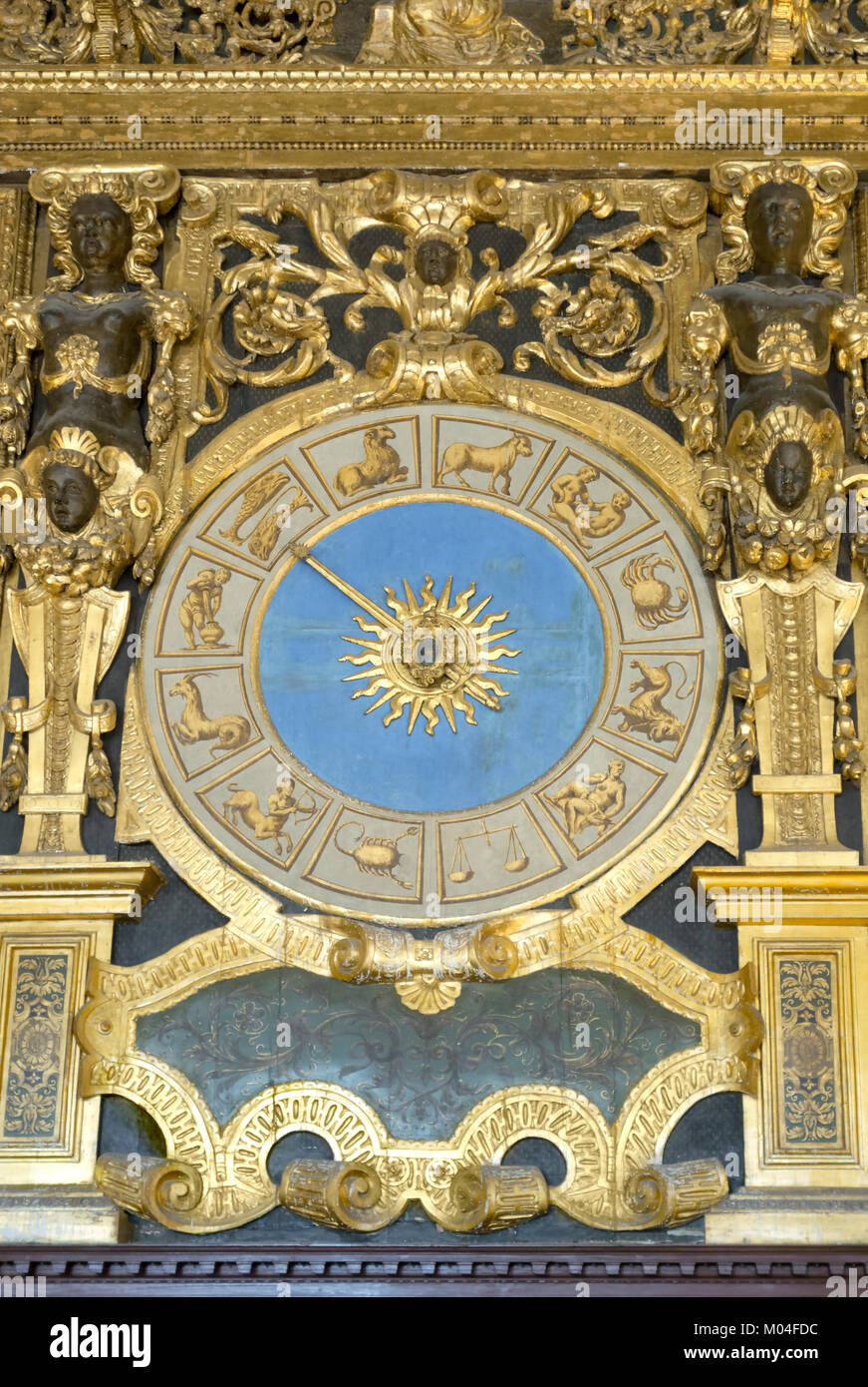 Doges palace clock hi-res stock photography and images - Alamy