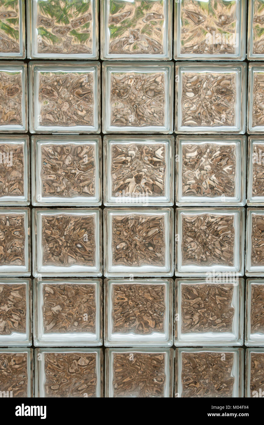Glass squares hi-res stock photography and images - Alamy