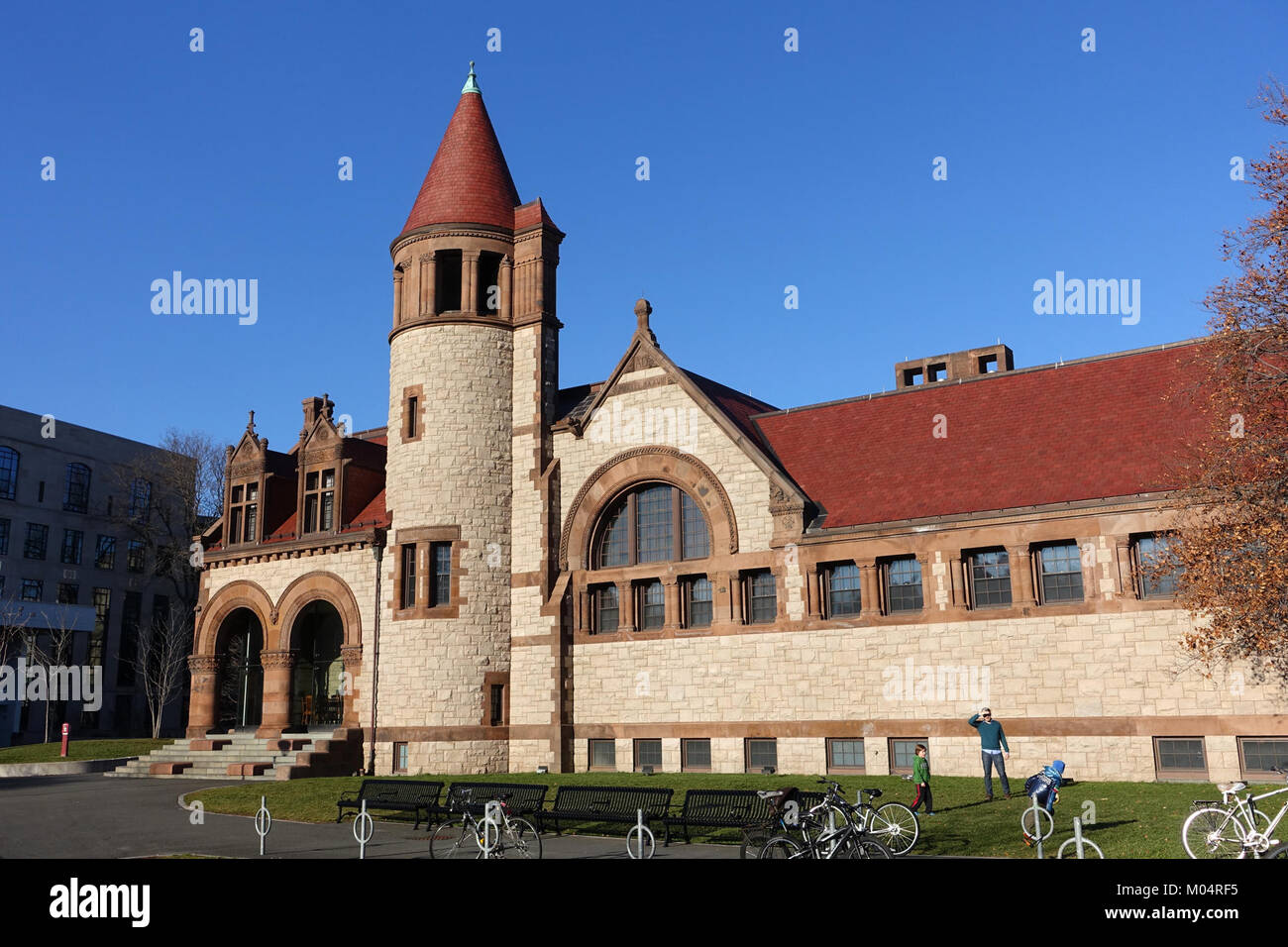 The Cambridge Main Public Library in Massachusetts is an iconic ...