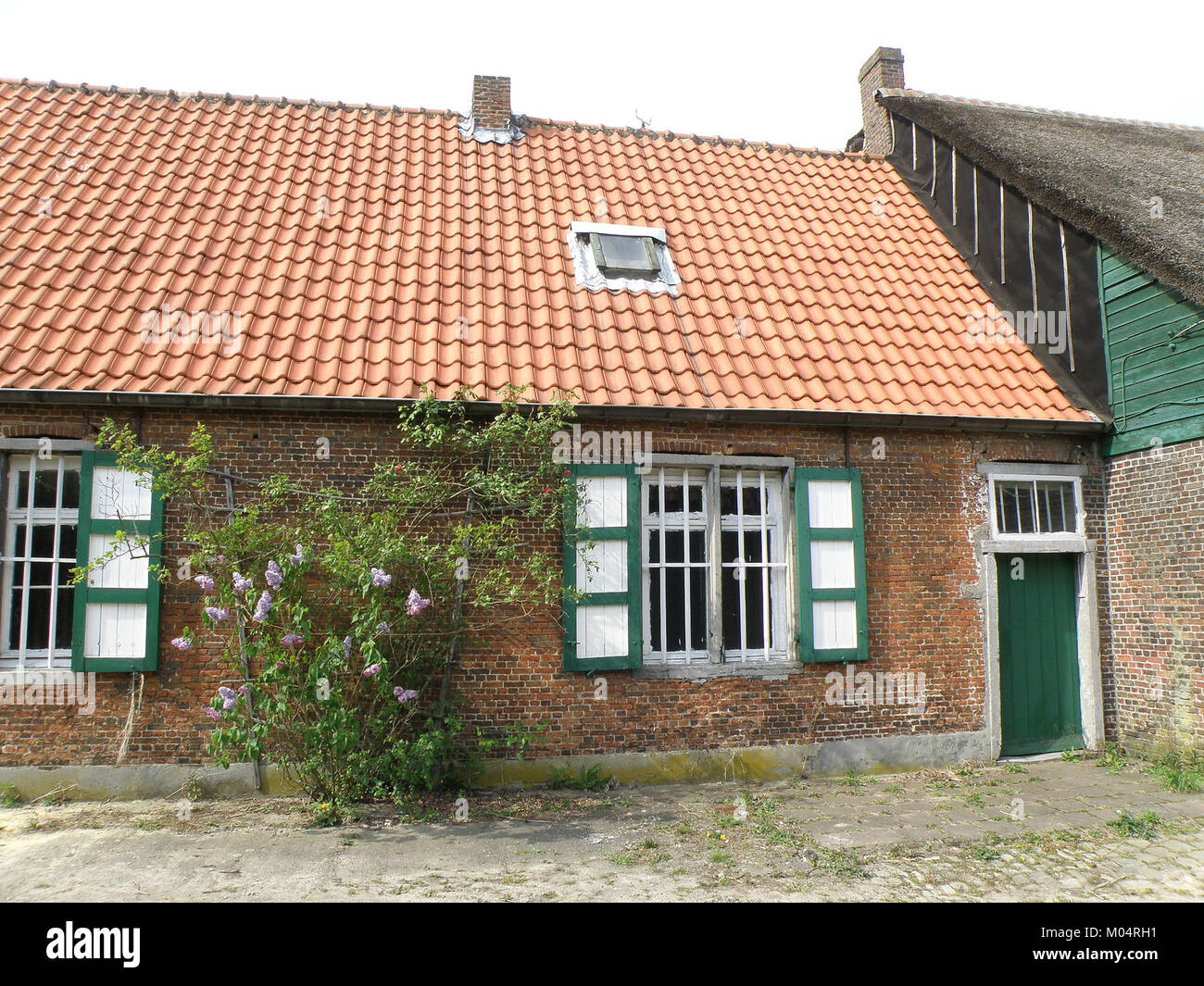 Borsbeek Heilige-Geesthoeve 6 is a notable building in Borsbeek ...