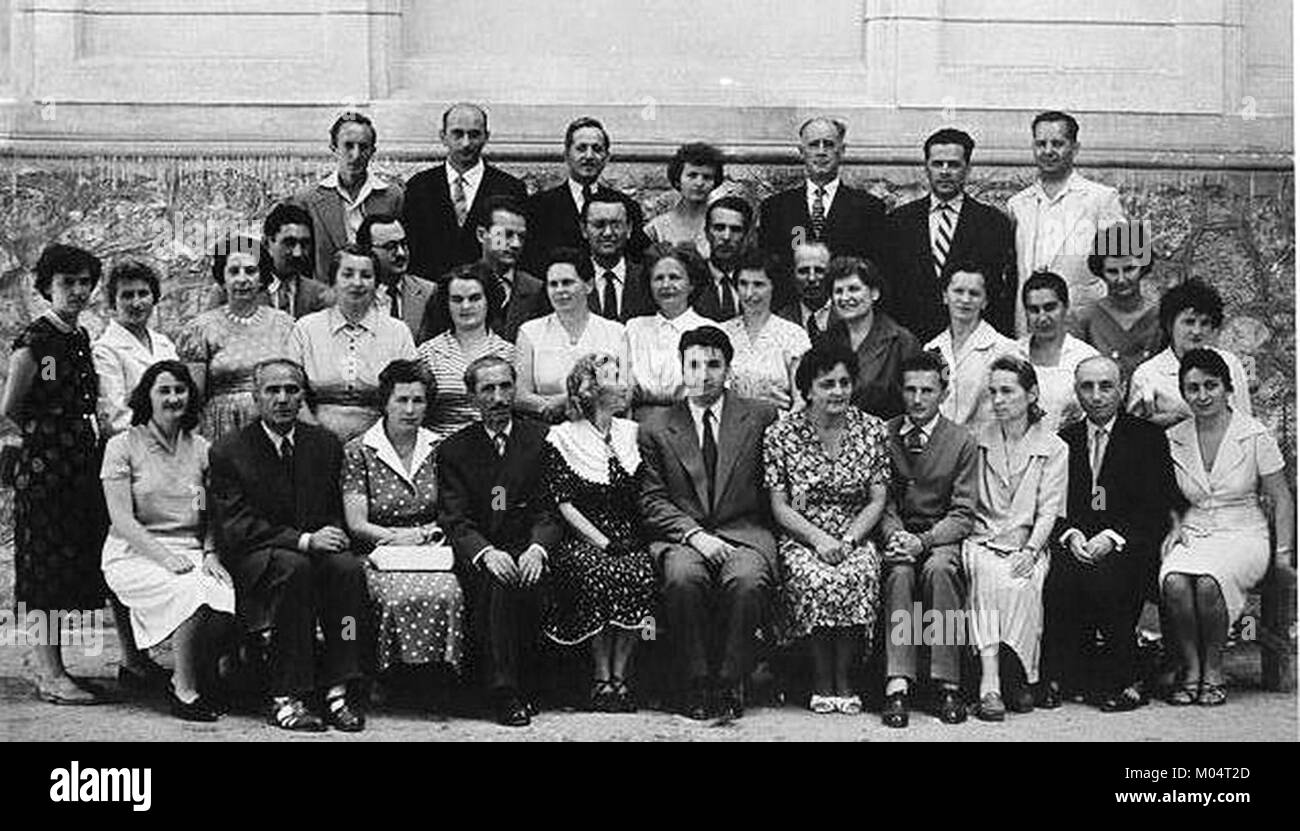 Cadre didactice LMV 1961 refers to a historical photograph from 1961 ...