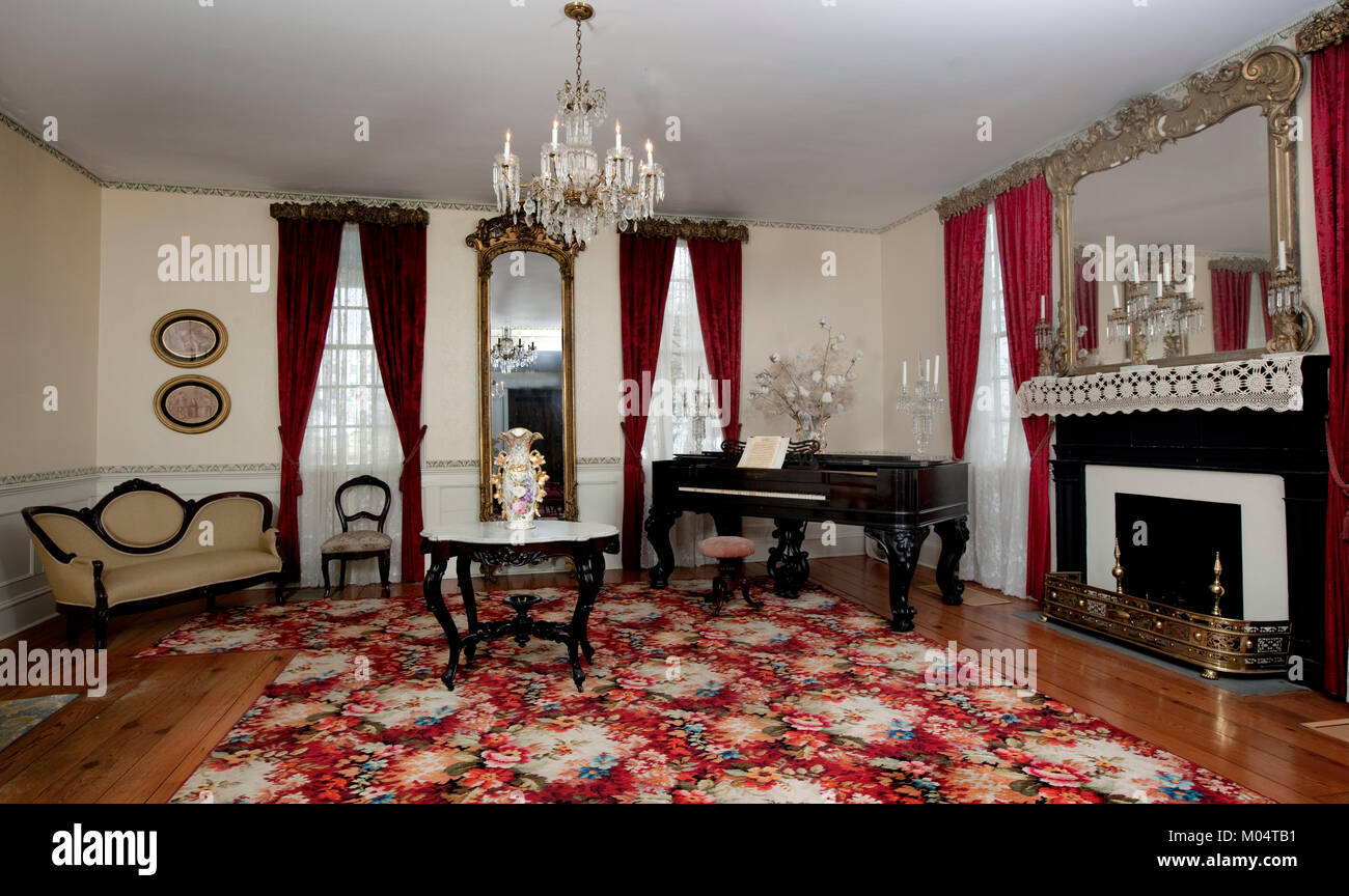 First white house of confederacy hi-res stock photography and images ...