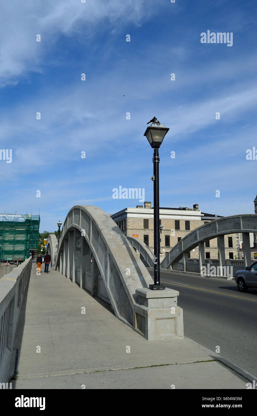 The Cambridge Main Street Bridge, located in Cambridge, Massachusetts ...