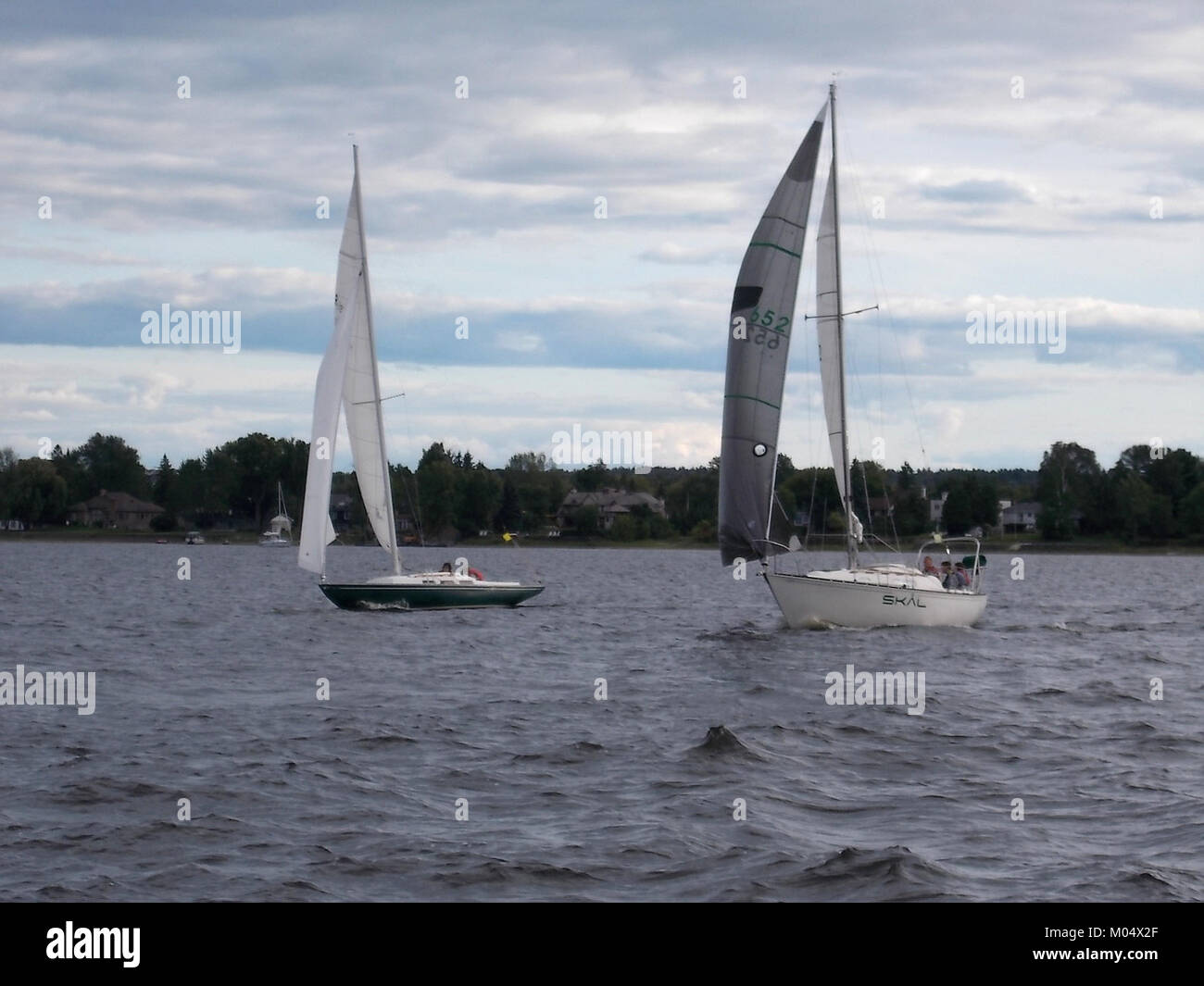 The C&C 27 Mk III sailboat, hull number 27254, is a 27.86-foot masthead ...