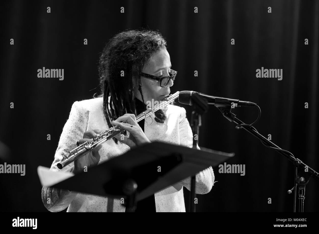 Nicole mitchell jazz Black and White Stock Photos & Images - Alamy