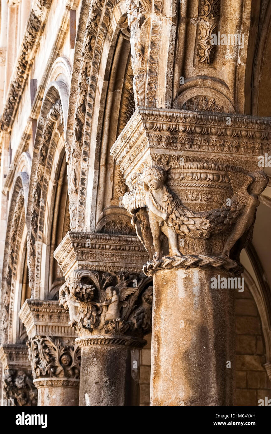 Detail capital column ancient hi-res stock photography and images - Alamy