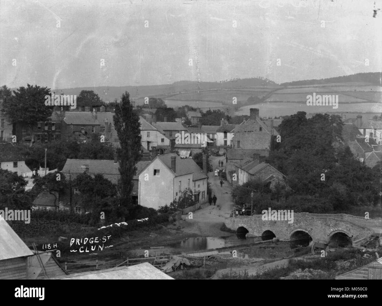 Clun bridge hi-res stock photography and images - Alamy