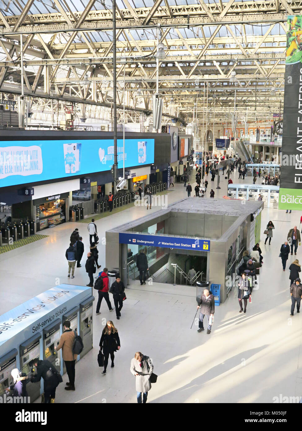Waterloo Station Entrance High Resolution Stock Photography and Images ...