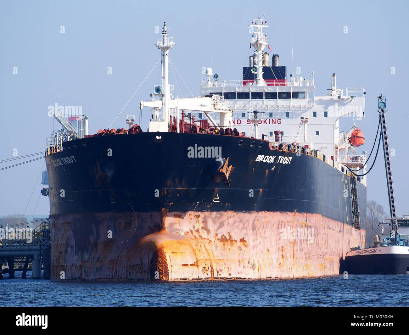 2007 imo 9314181 callsign a8nc2 hi-res stock photography and images - Alamy
