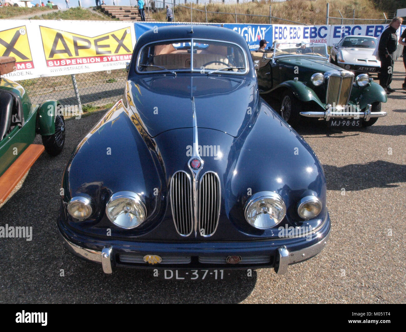 1940s british automobile hi-res stock photography and images - Alamy