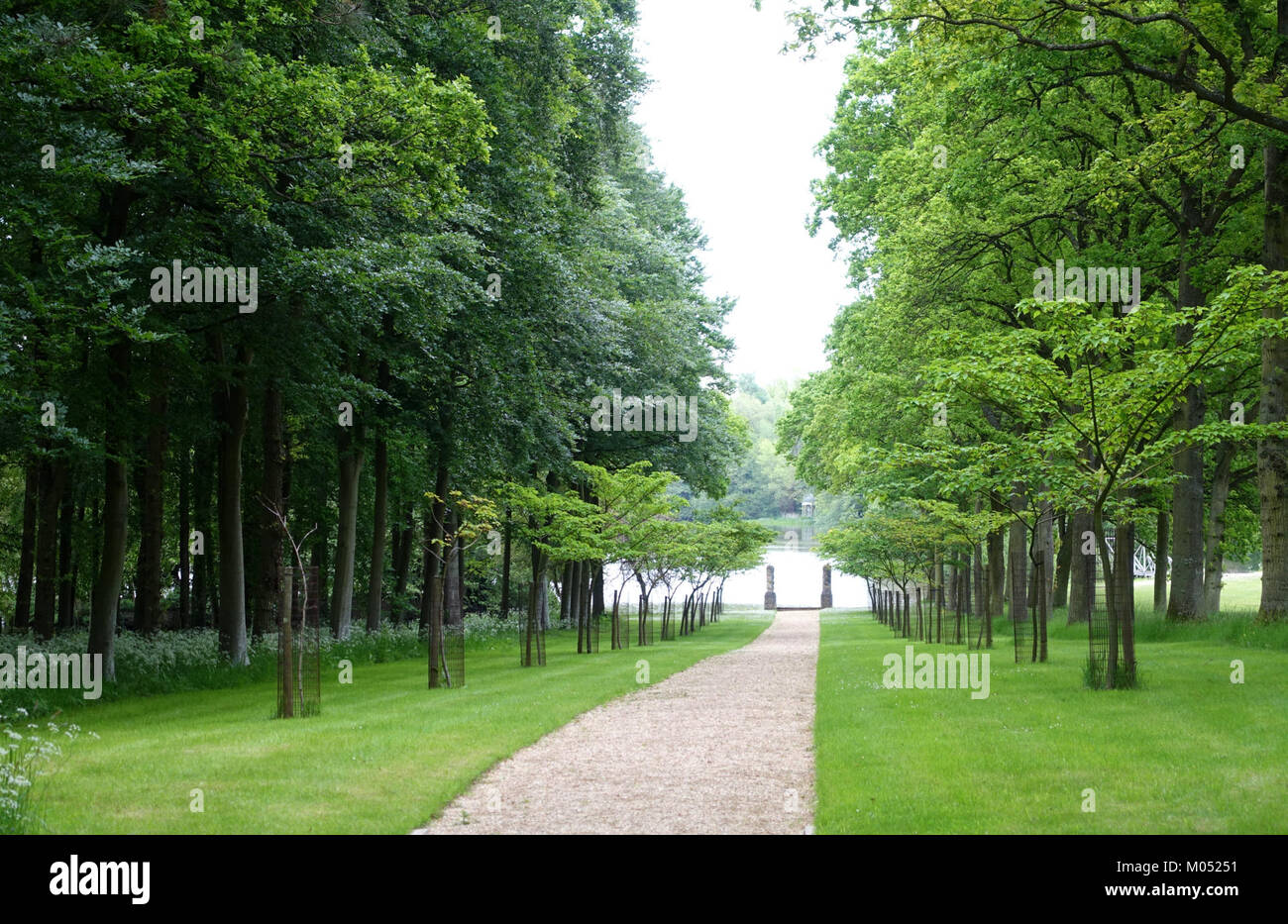 Buscot gardens hi-res stock photography and images - Alamy