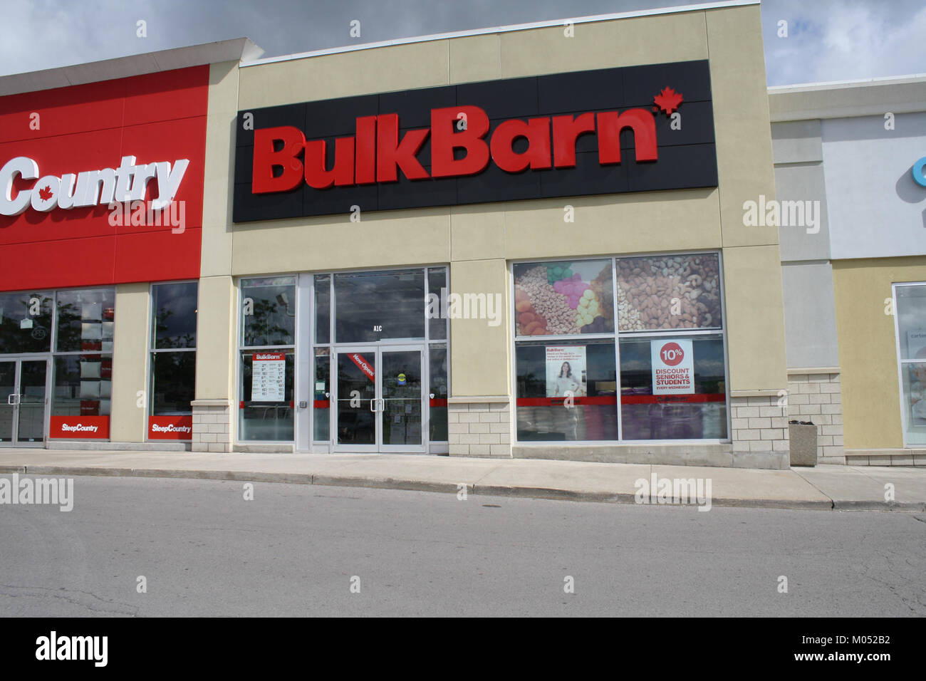 Bulkbarn hi-res stock photography and images - Alamy