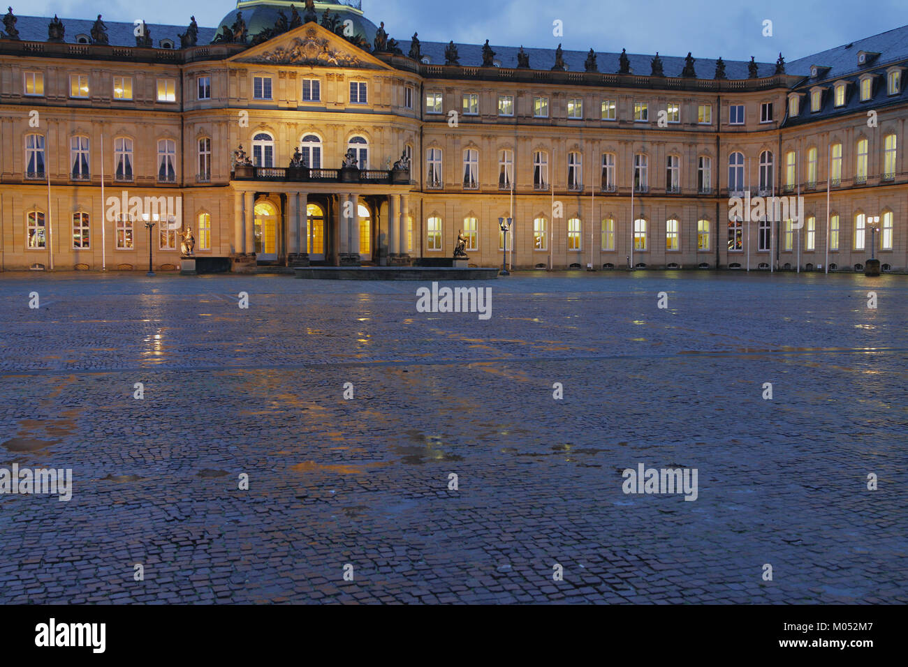 New palace (Neues Schloss). Stuttgart, Baden-Wurttemberg, Germany Stock ...