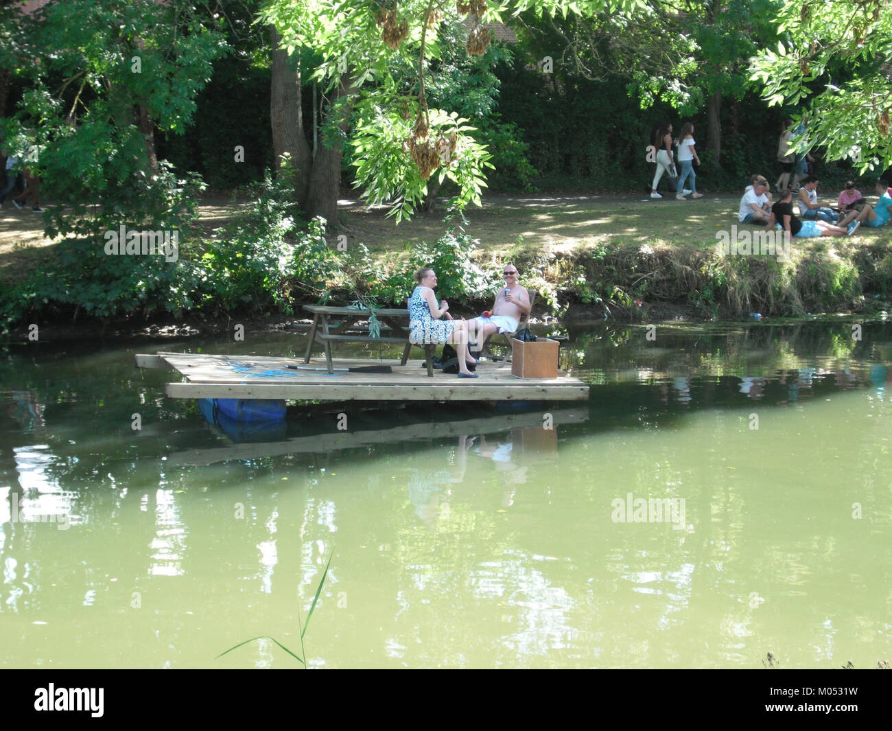 BRF 2016 is a leisure raft model, designed for relaxation and water ...