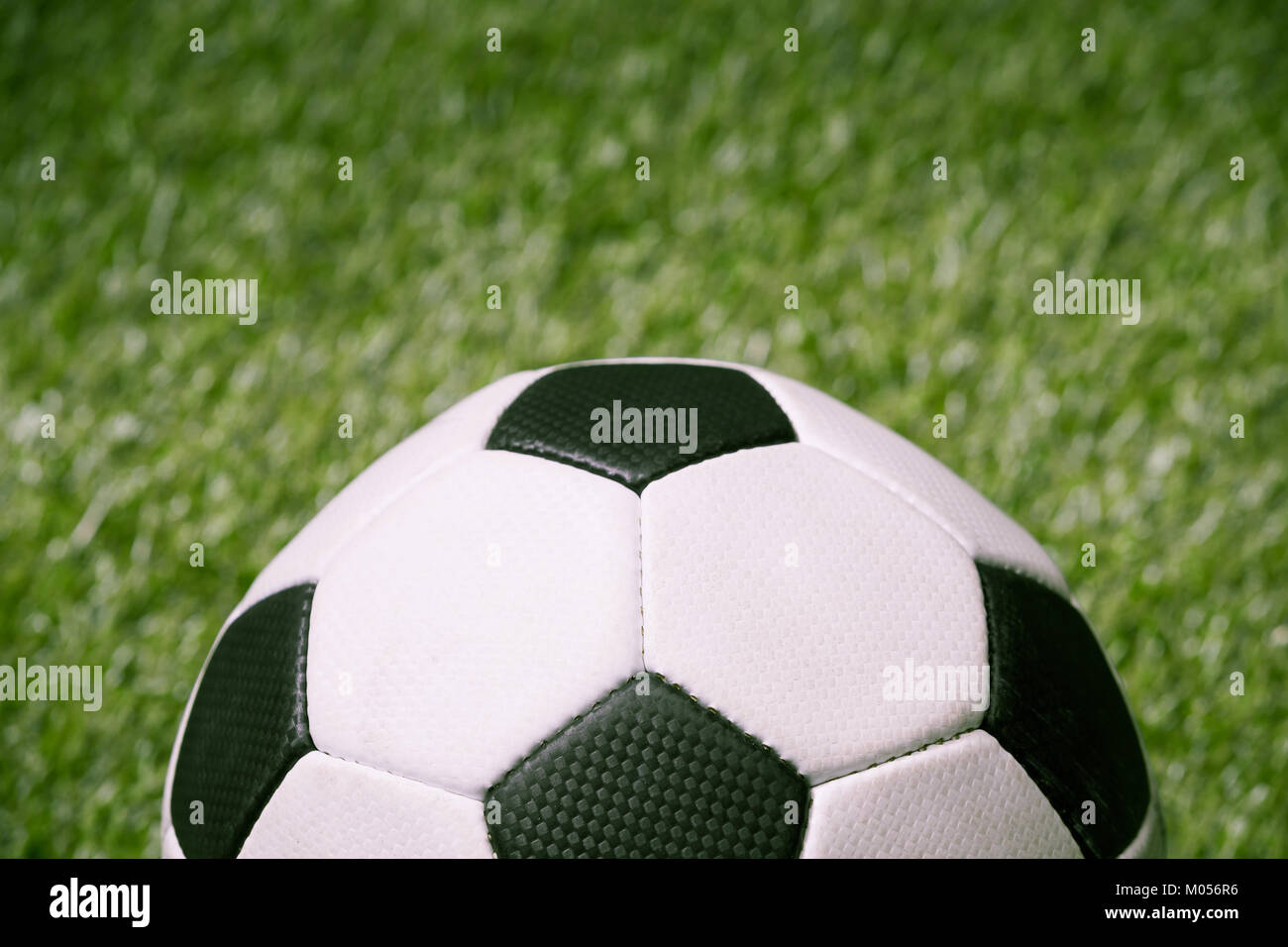 Green football pitch hi-res stock photography and images - Alamy