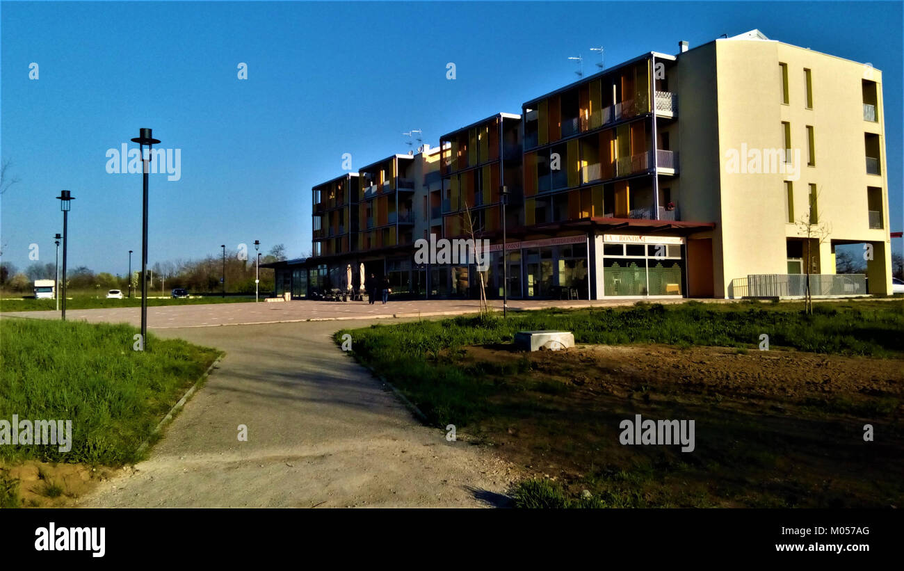 The Canali(RE) 06 refers to a specific model from Canali, known for its ...