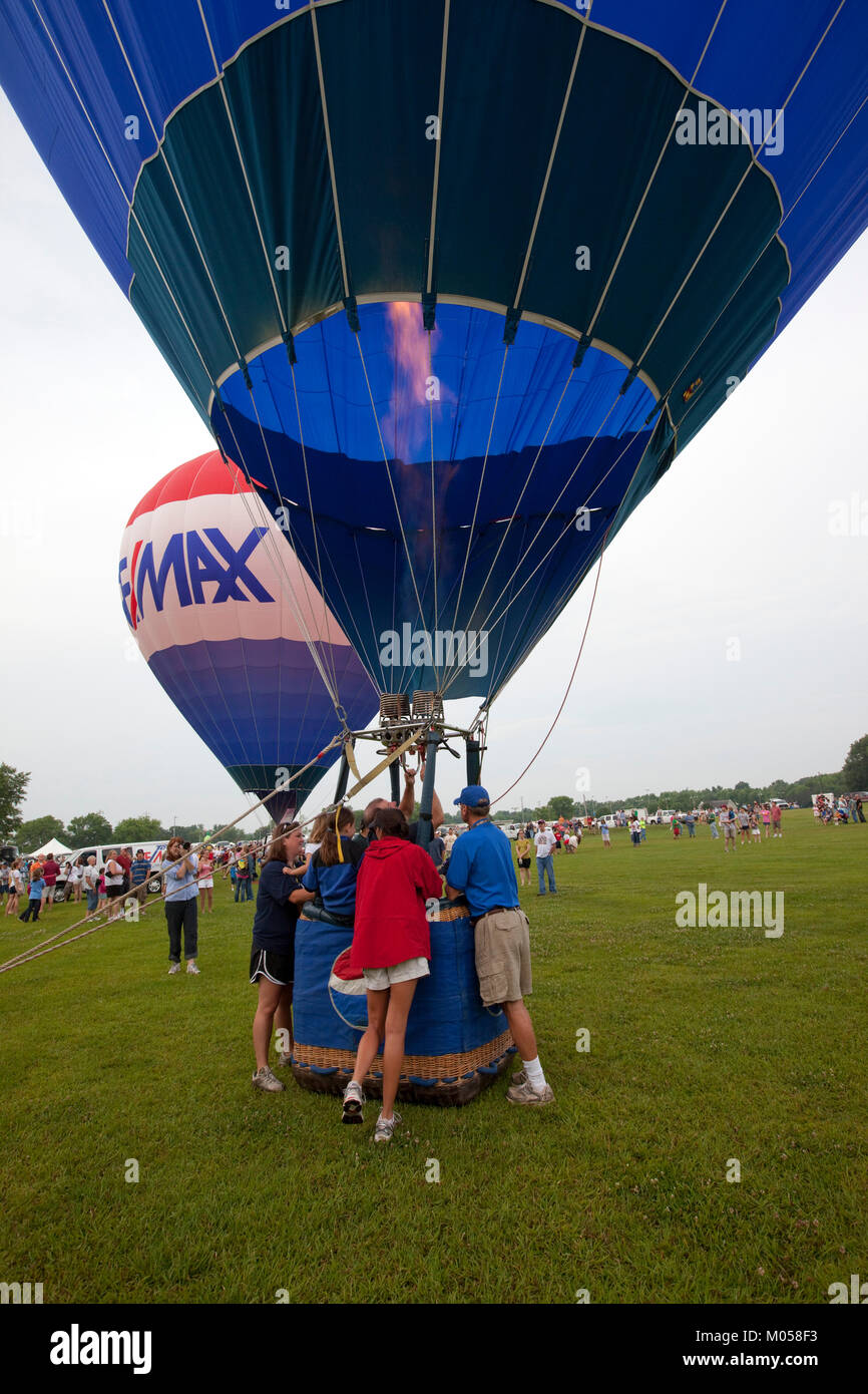 Alabama jubilee hot air balloon hi-res stock photography and images - Alamy