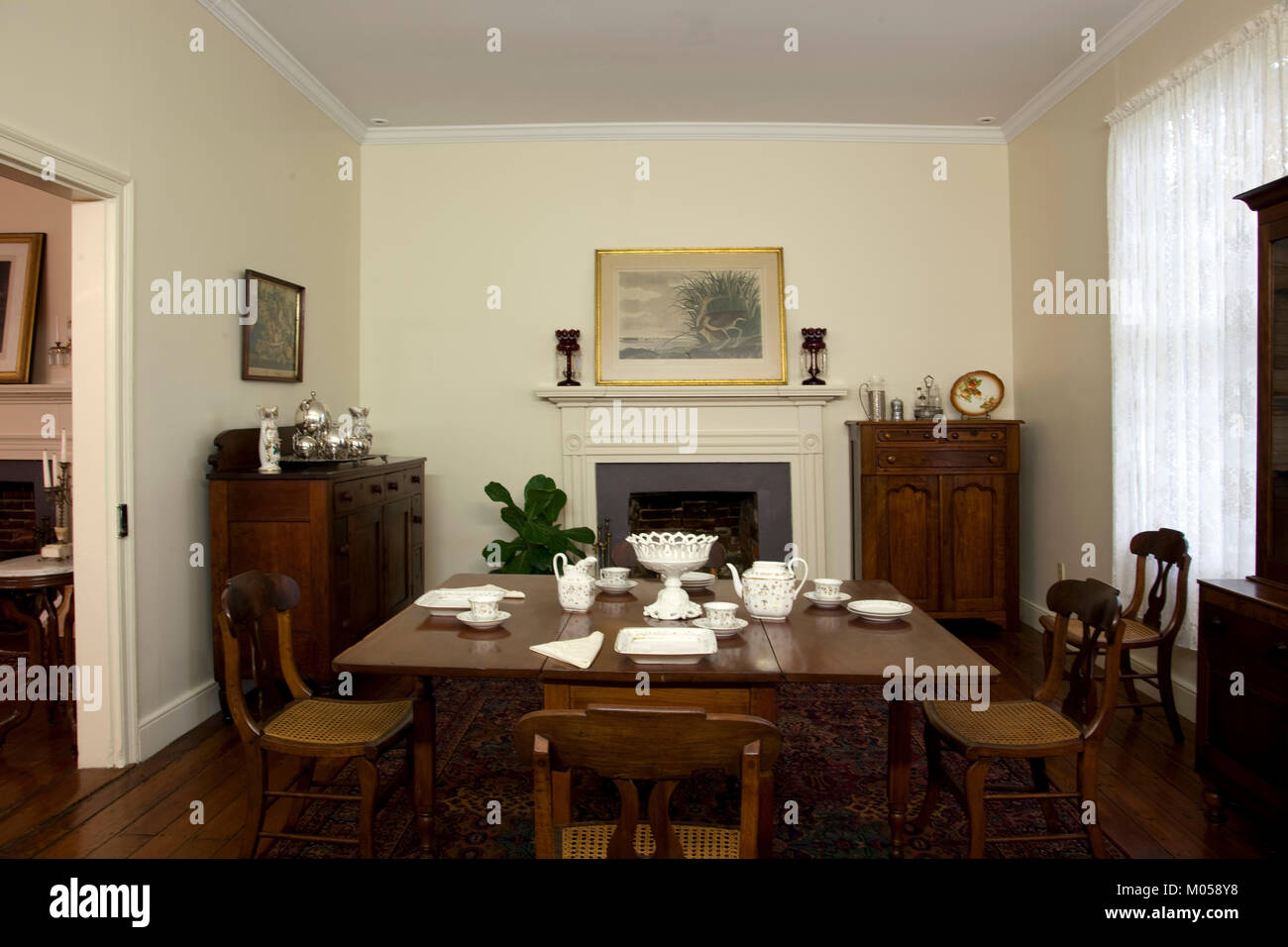 Ivy green house helen keller hi-res stock photography and images - Alamy