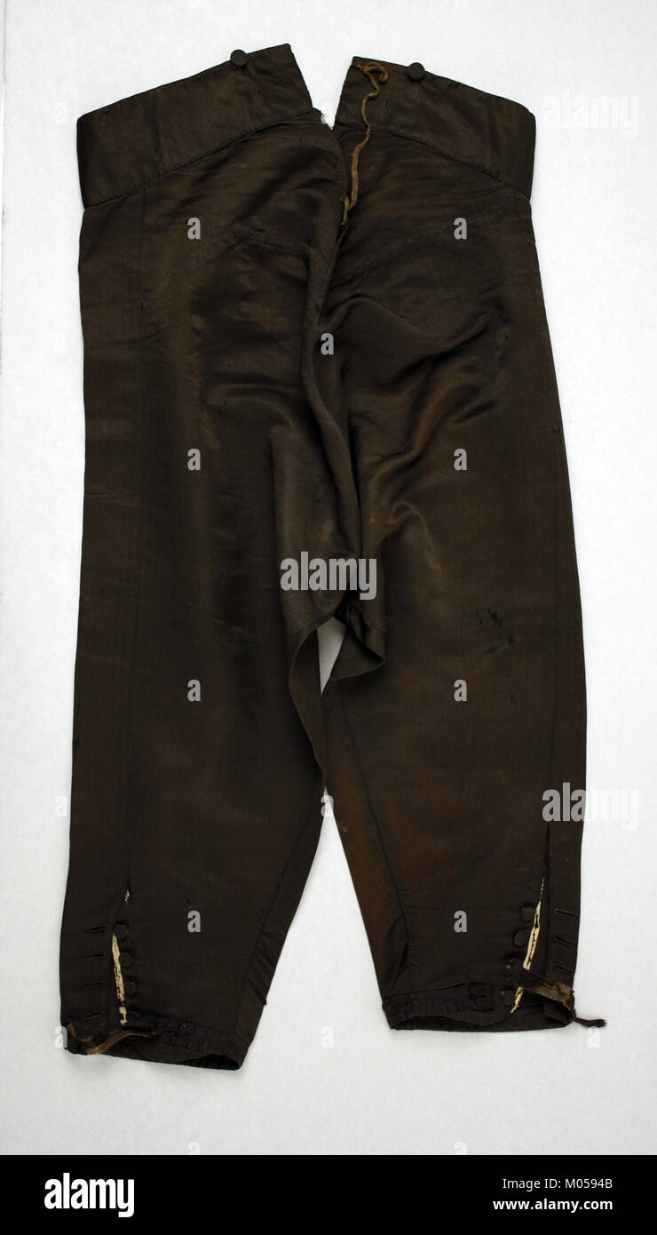 Breeches MET CI39.13.253 B refers to a historical piece of clothing, a ...