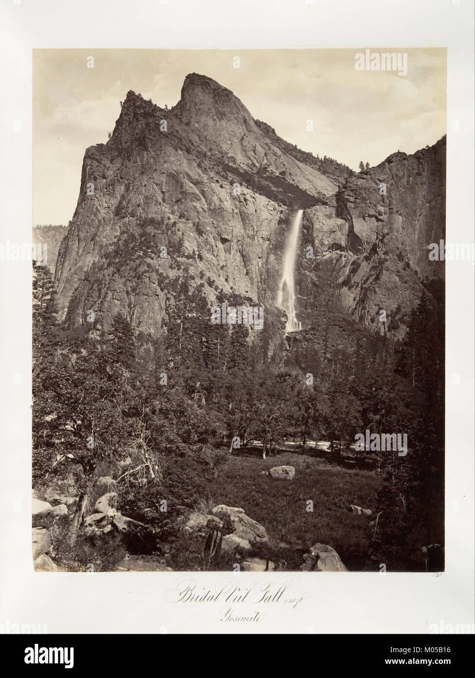 Bridal Veil Fall in Yosemite National Park drops 940 feet, making it ...