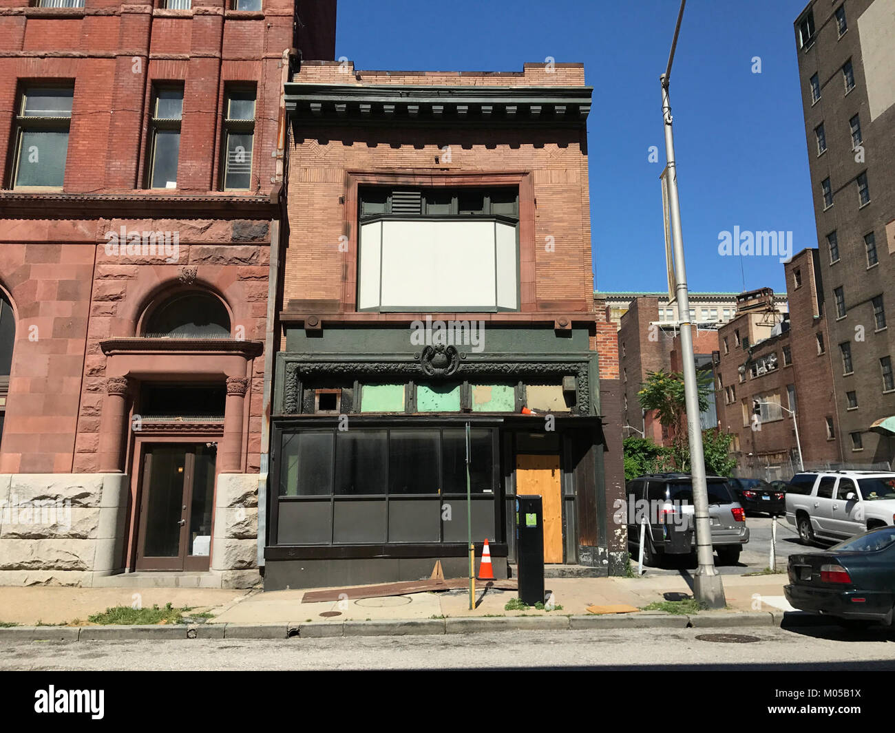 This building on Park Avenue in Baltimore, Maryland, is a notable ...