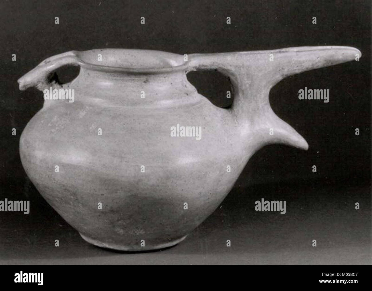 The Bridge-spouted pitcher, housed in the Metropolitan Museum of Art ...