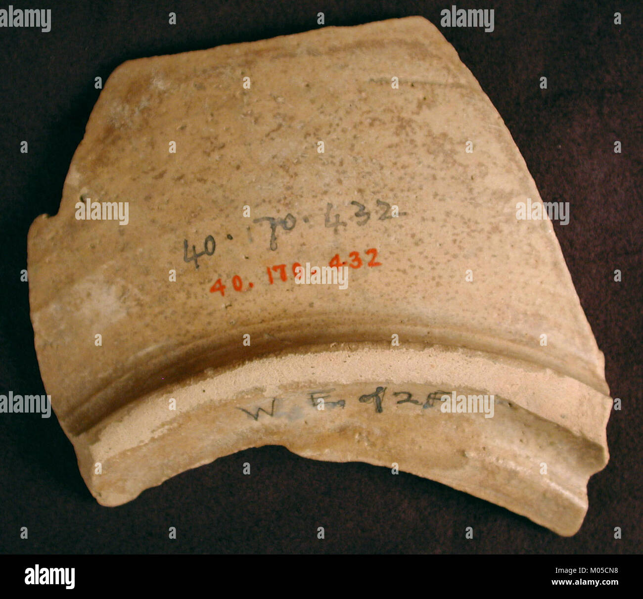 This fragment of Buff Ware, cataloged as MET wb-40.170.432b, depicts ...