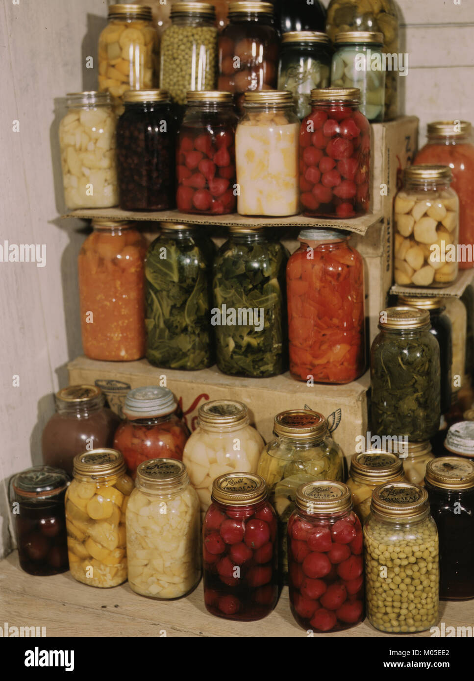 Home canned vegetables hi-res stock photography and images - Alamy