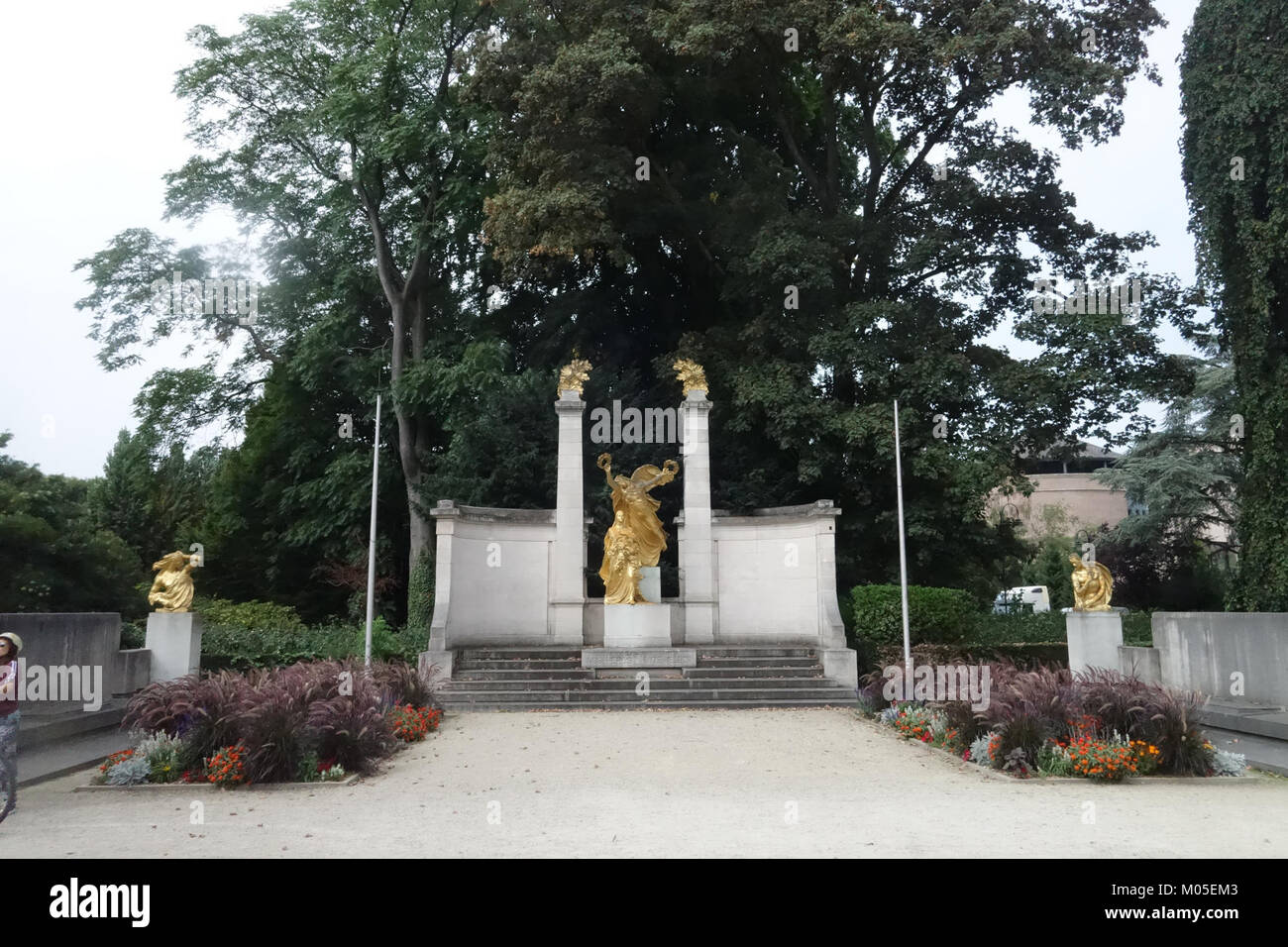 Bruzzel41 is a piece of artwork or design characterized by its modern ...