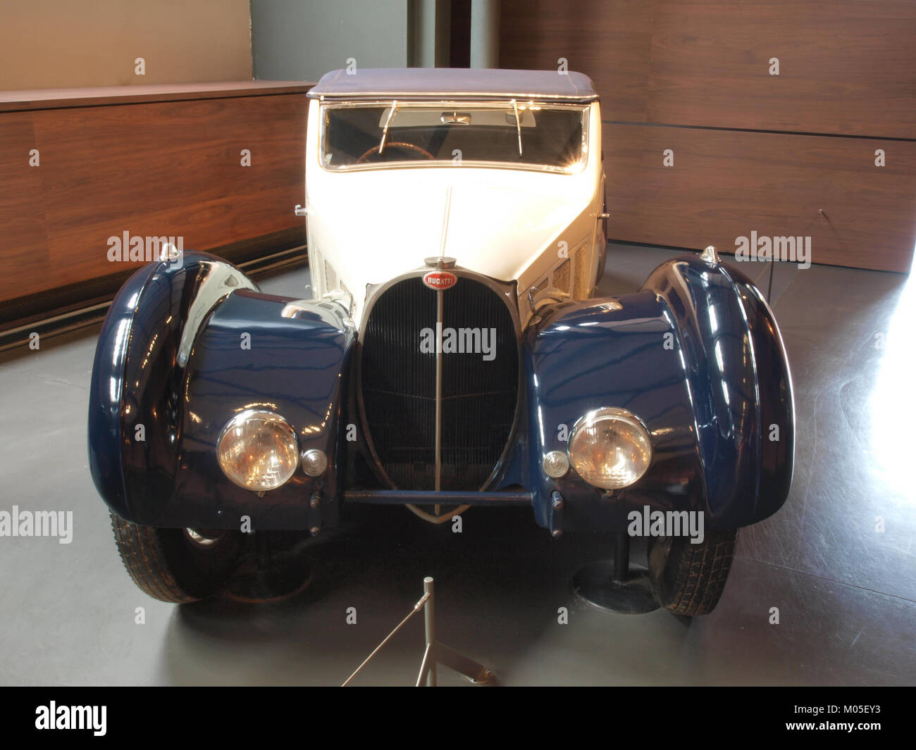 An image titled 'Bugatti Type 57 pic6a', depicting the Bugatti Type 57 ...
