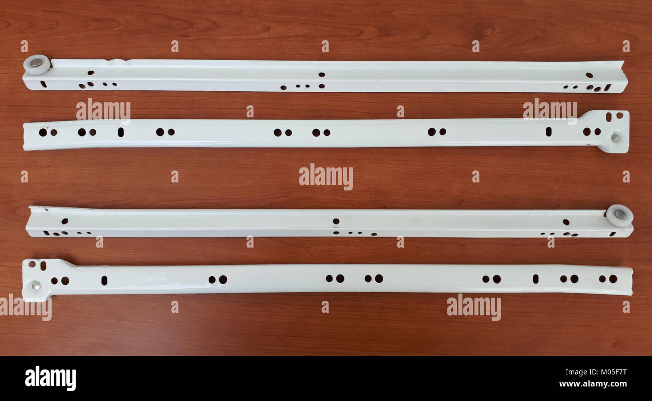 The bottom mounting wheel drawer slide rails, measuring 50 cm, are ...