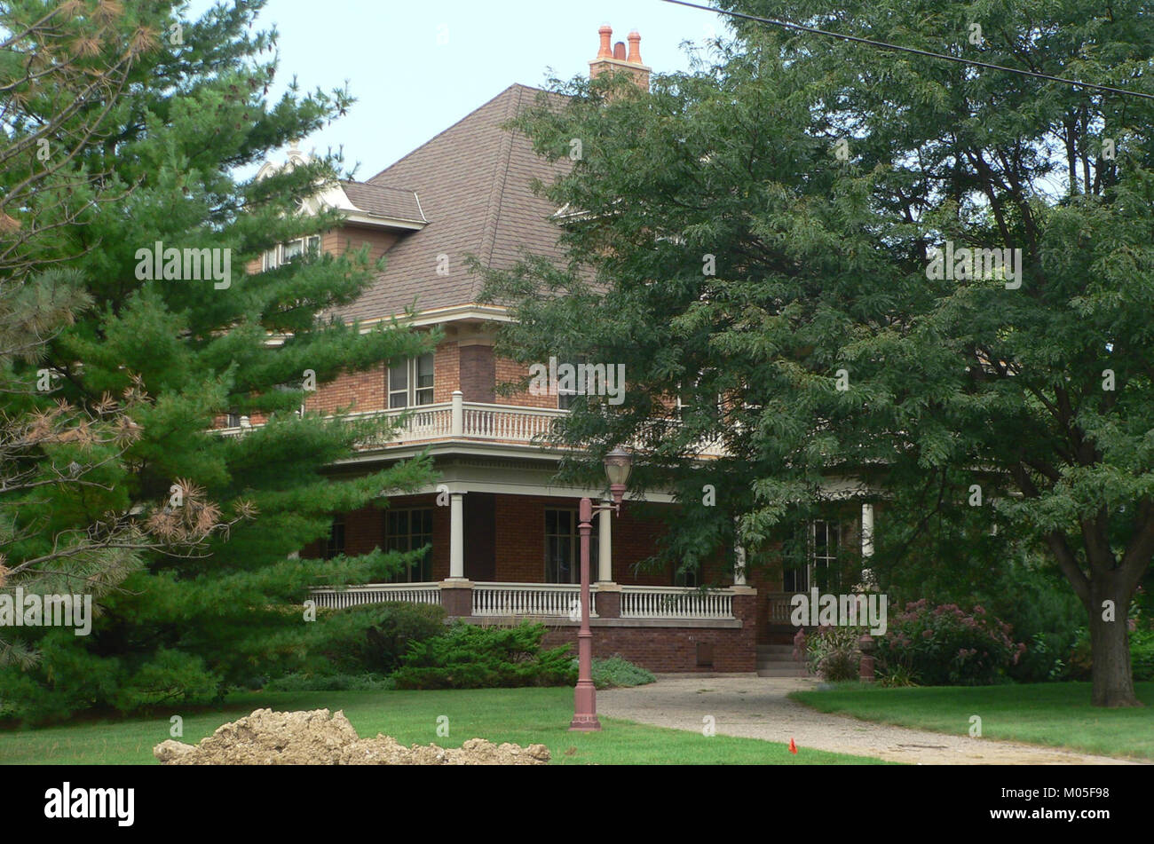 Photograph of the C.B. Kennedy mansion taken from the southeast corner ...