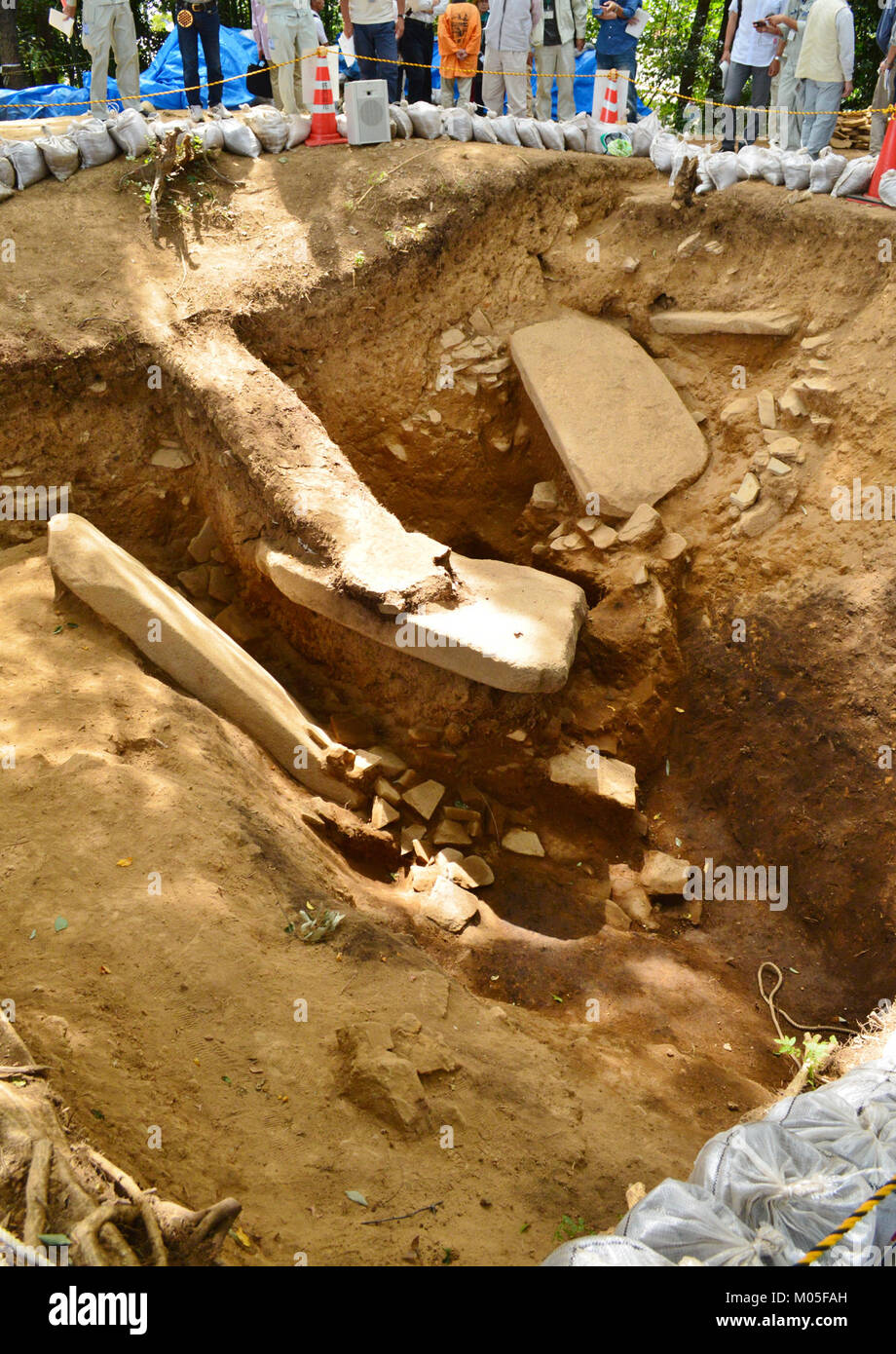 Ancient japanese mound tomb hi-res stock photography and images - Alamy