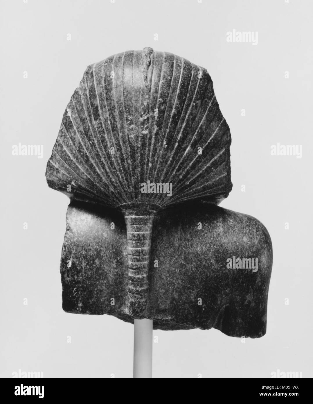 Statue sculpture bust Black and White Stock Photos & Images - Alamy