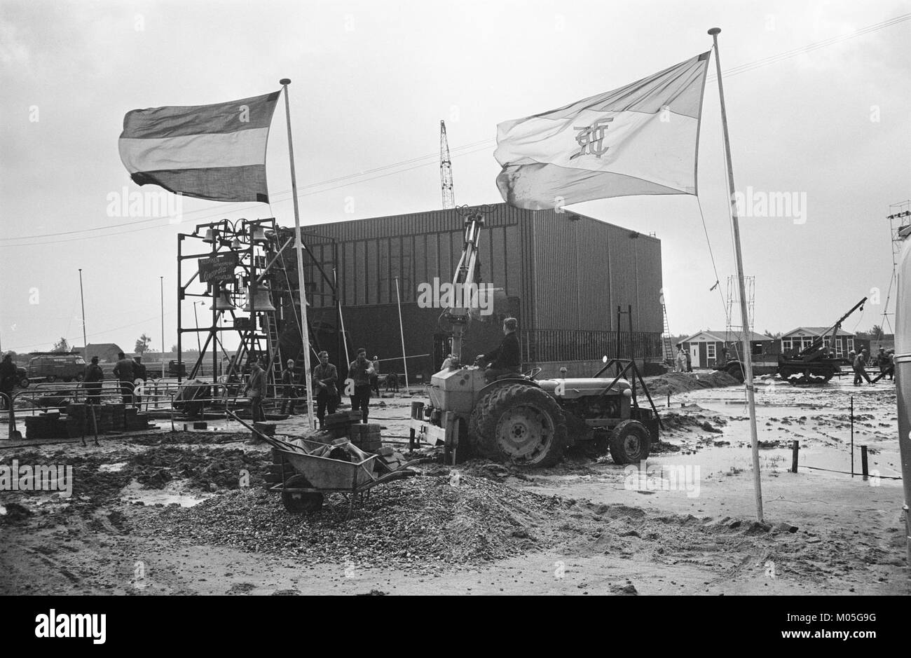 Finishing construction work Black and White Stock Photos & Images - Alamy