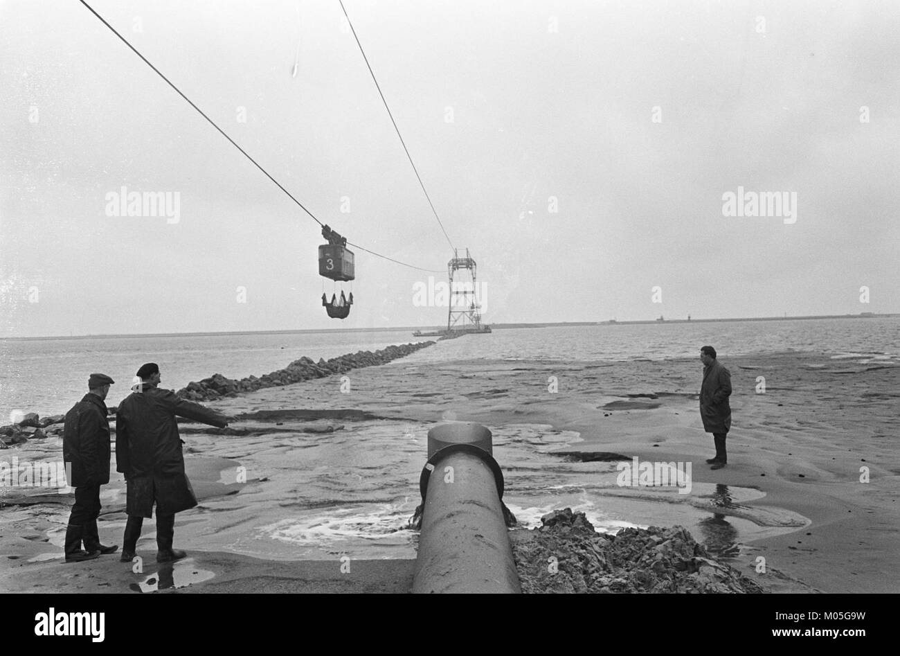 Coastal flood risk project Black and White Stock Photos & Images - Alamy