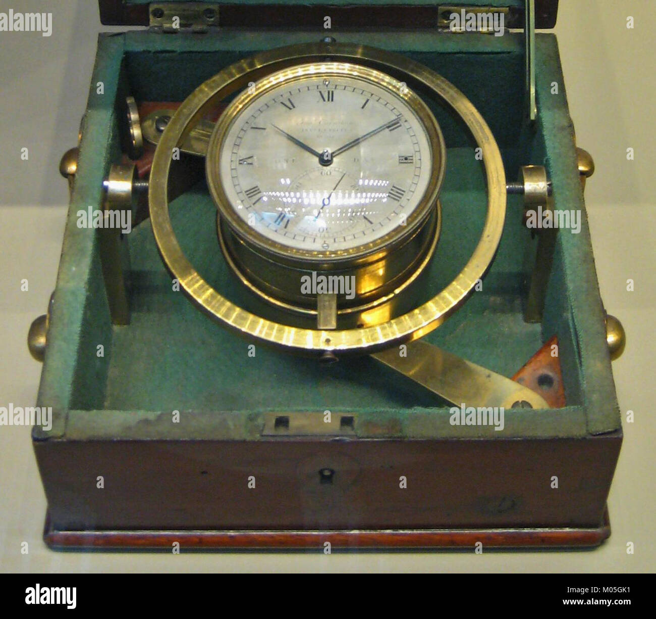 Marine chronometer hi-res stock photography and images - Alamy