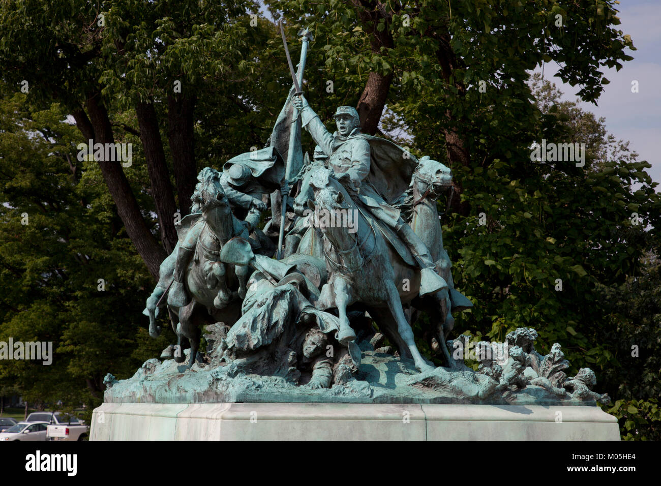 Federal Cavalry Officer with Sabre raised charges into Battle Stock ...