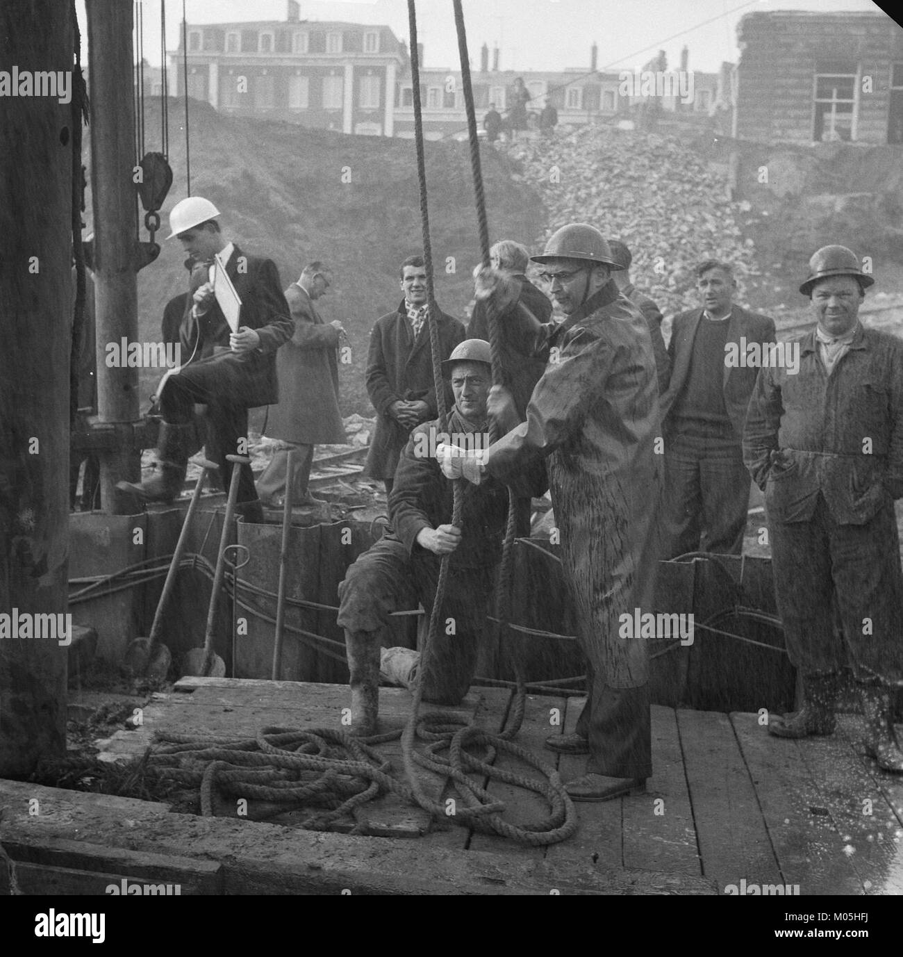 The Dutch mayor, Burgemeester van Hall, inaugurated a new pillar for ...