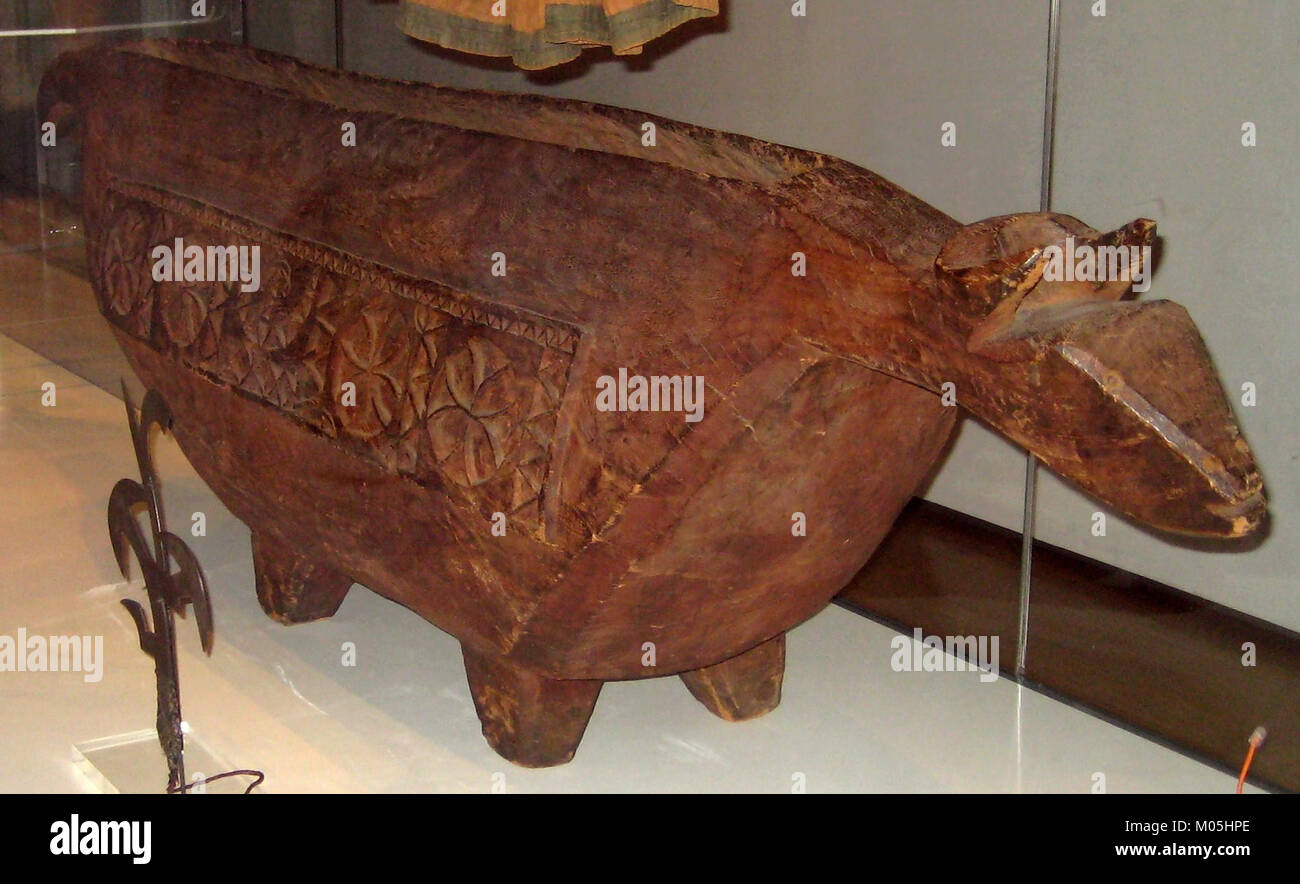 The Sudanese slit drum, displayed at the British Museum, is an example ...