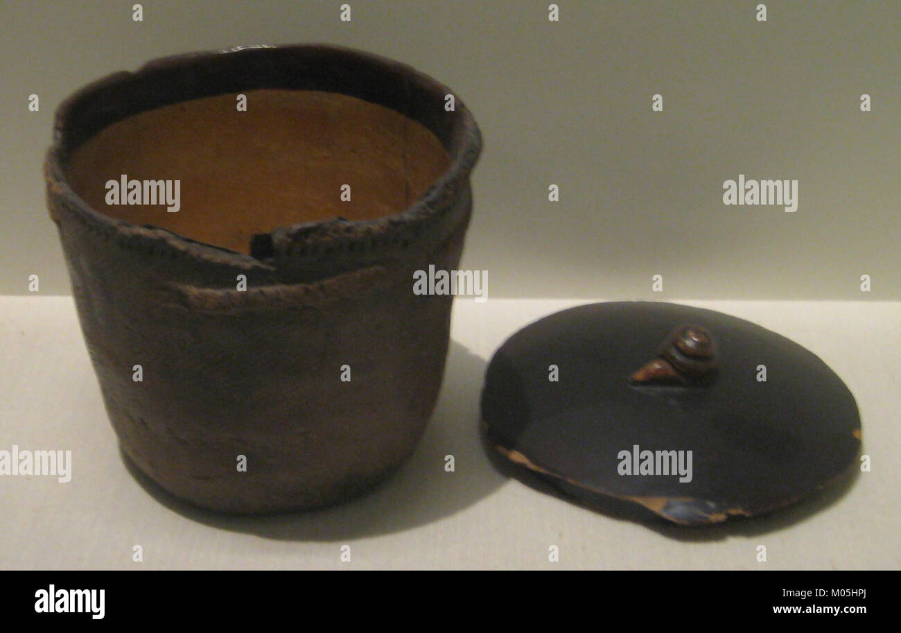 Jomon hi-res stock photography and images - Alamy